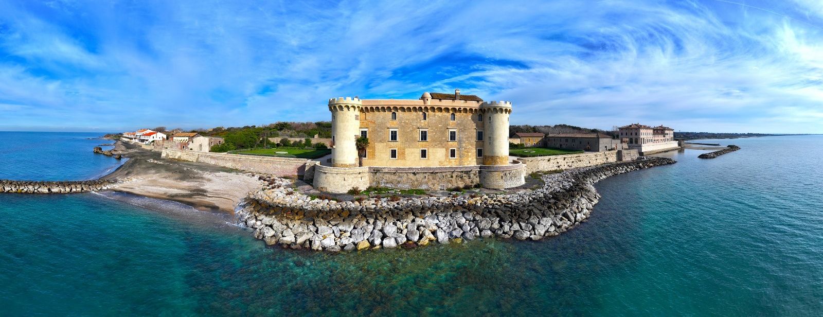 Castello Odescalchi - lato mare